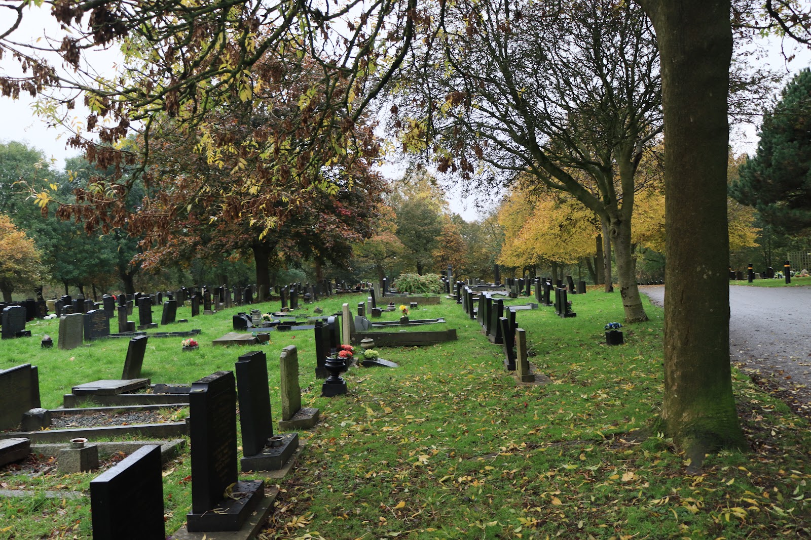 Burslem Cemetery (2026) – Best of TikTok, Instagram & Reddit Travel Guide