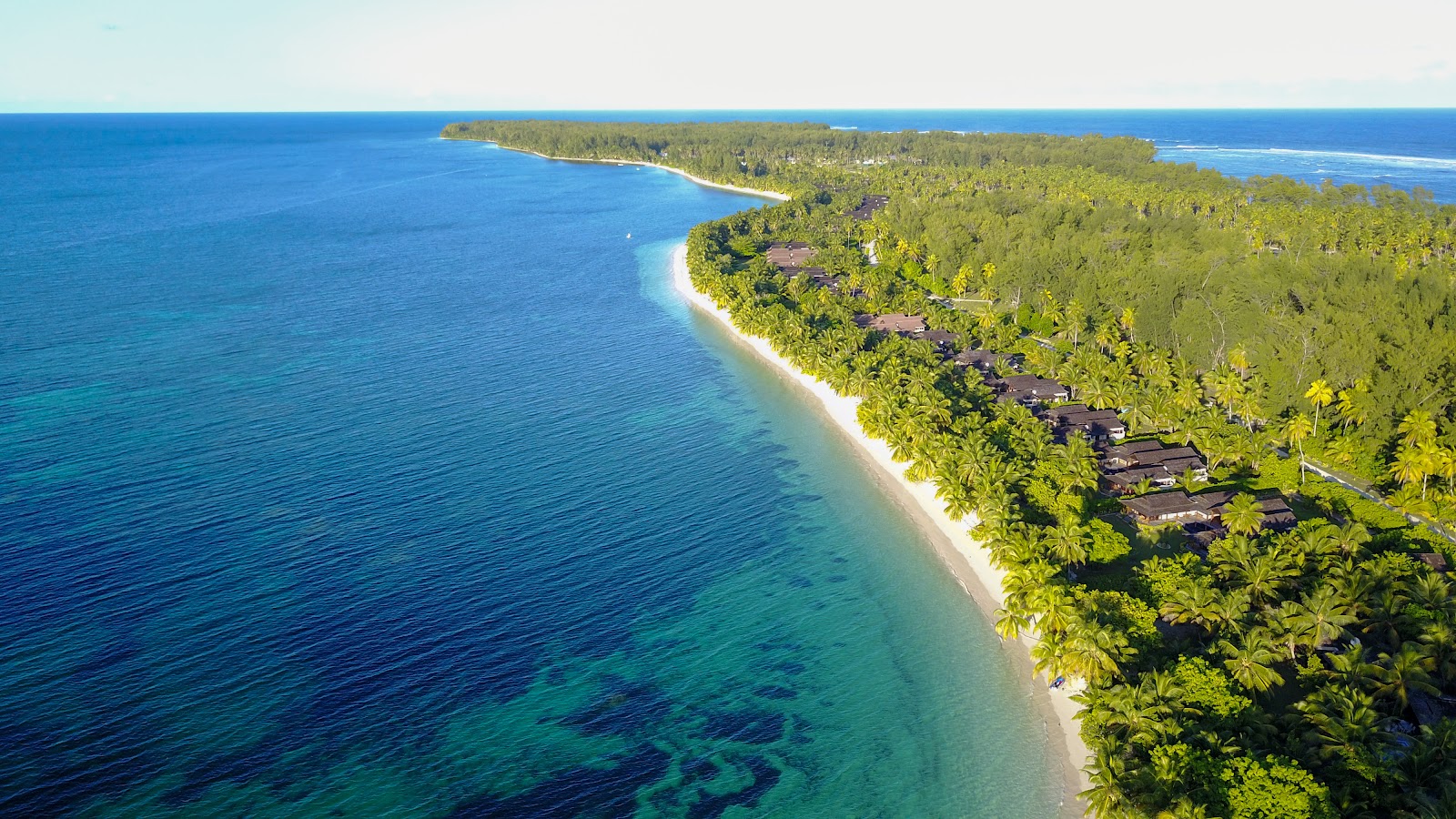 Desroches Island (2026) – Best of TikTok, Instagram & Reddit Travel Guide