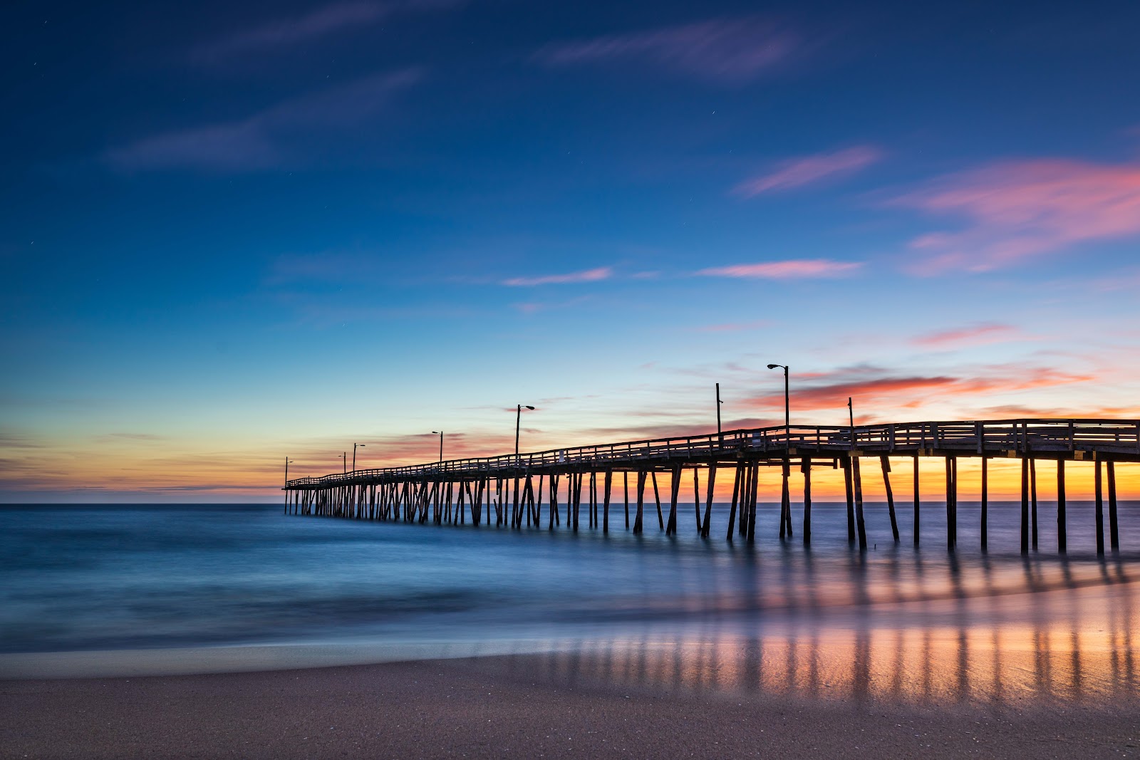 Avalon Pier (2025) – Best of TikTok, Instagram & Reddit Travel Guide