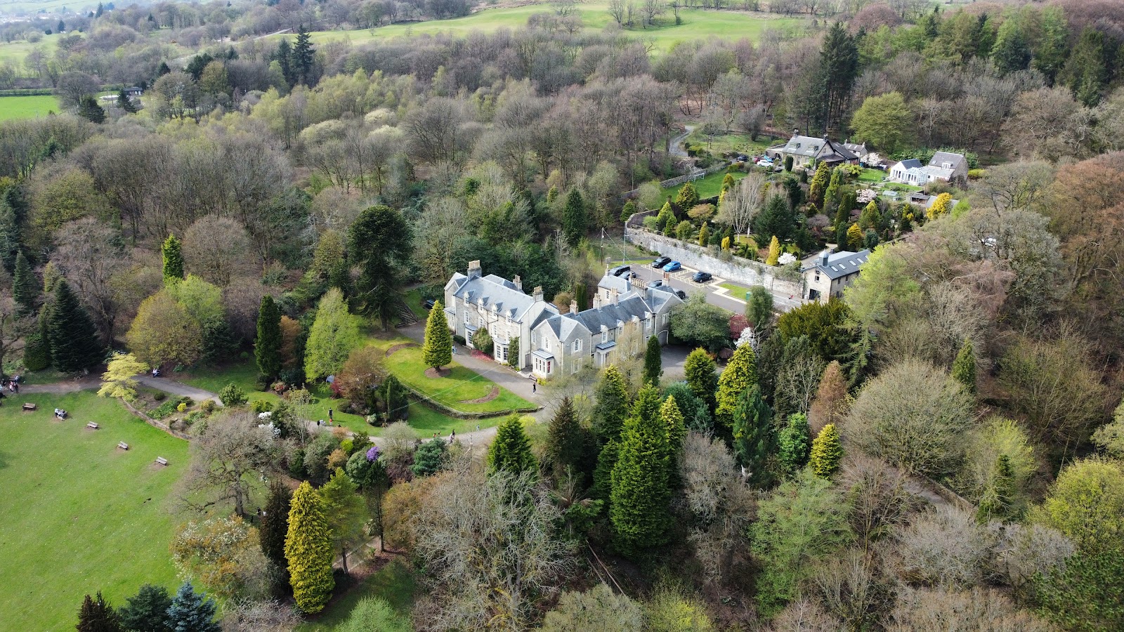 Colzium Lennox Estate (2026) – Best of TikTok, Instagram & Reddit ...