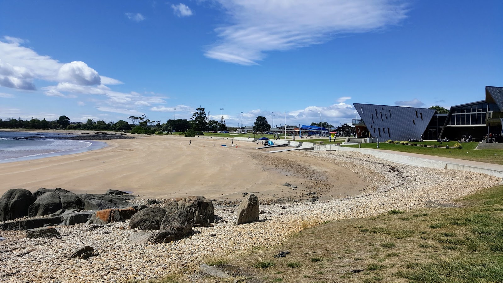 Mersey Bluff Beach (2026) – Best of TikTok, Instagram & Reddit Travel Guide