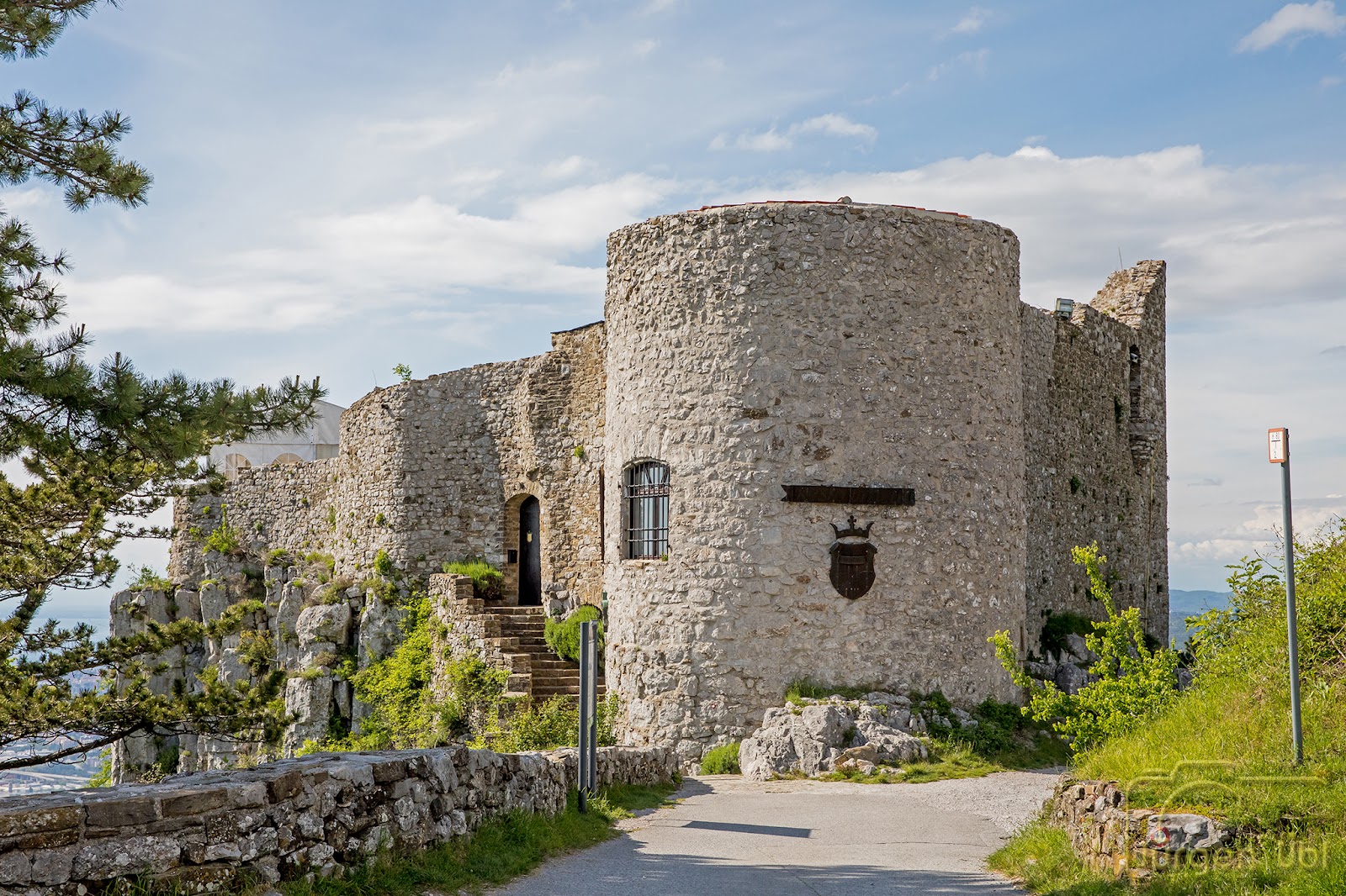 Socerb Castle (2026) – Best of TikTok, Instagram & Reddit Travel Guide