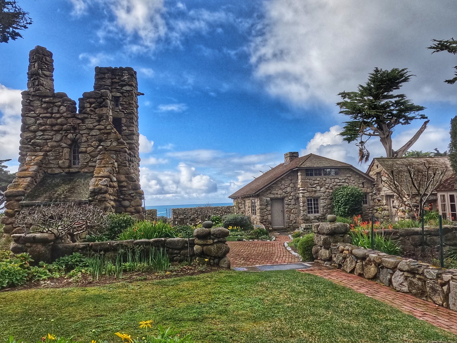 Tor House and Hawk Tower (2026) – Best of TikTok, Instagram & Reddit ...