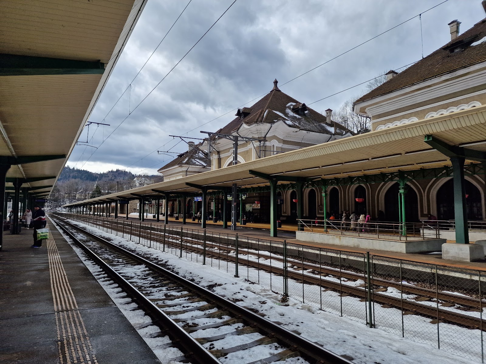 Sinaia Train Station Sinaia (2026) – Best of TikTok, Instagram & Reddit ...