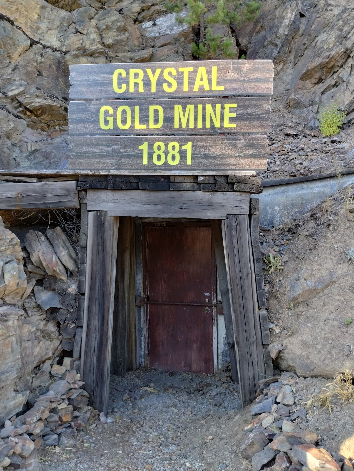 Crystal Gold Mine (2025) – Best of TikTok, Instagram & Reddit Travel Guide