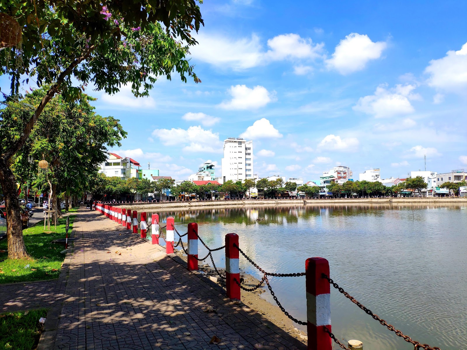 Xang Thoi Lake Park (2026) – Best of TikTok, Instagram & Reddit Travel ...