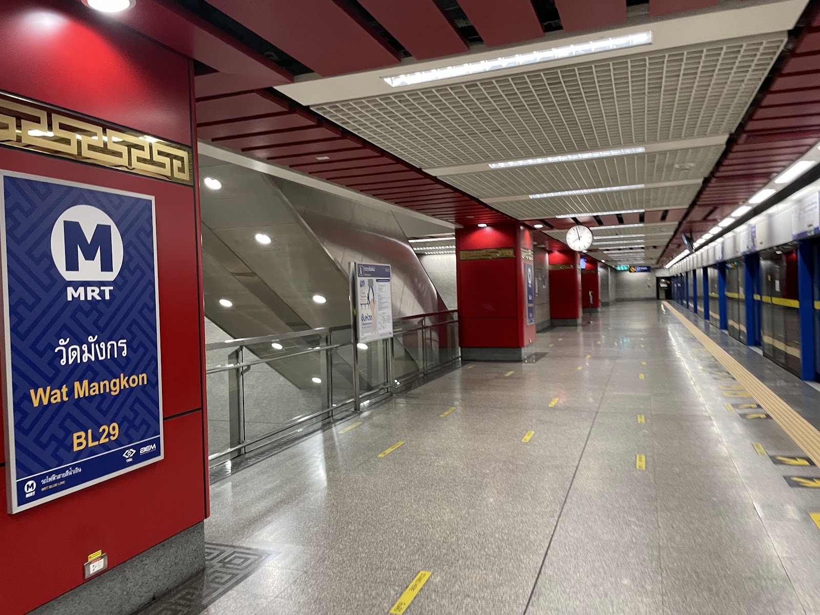 MRT Wat Mangkon Station Bangkok (2026) – Best of TikTok, Instagram ...
