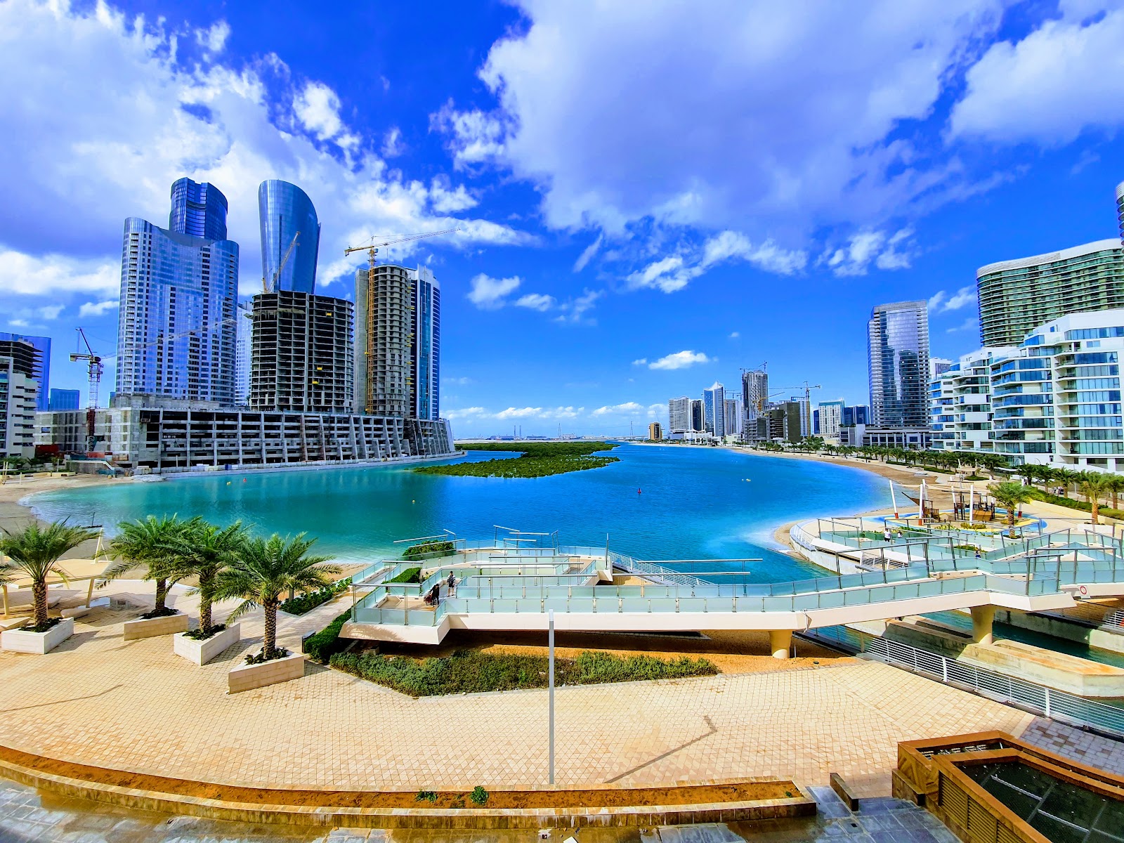 Reem Beach Abu Dhabi (2026) – Best of TikTok, Instagram & Reddit Travel ...