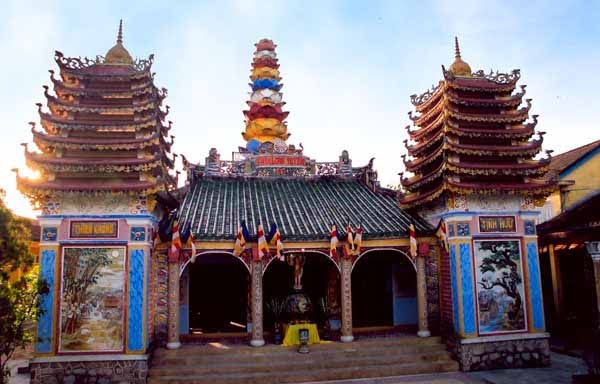 Long Tuyen Pagoda Hoi An (2026) – Best of TikTok, Instagram & Reddit ...
