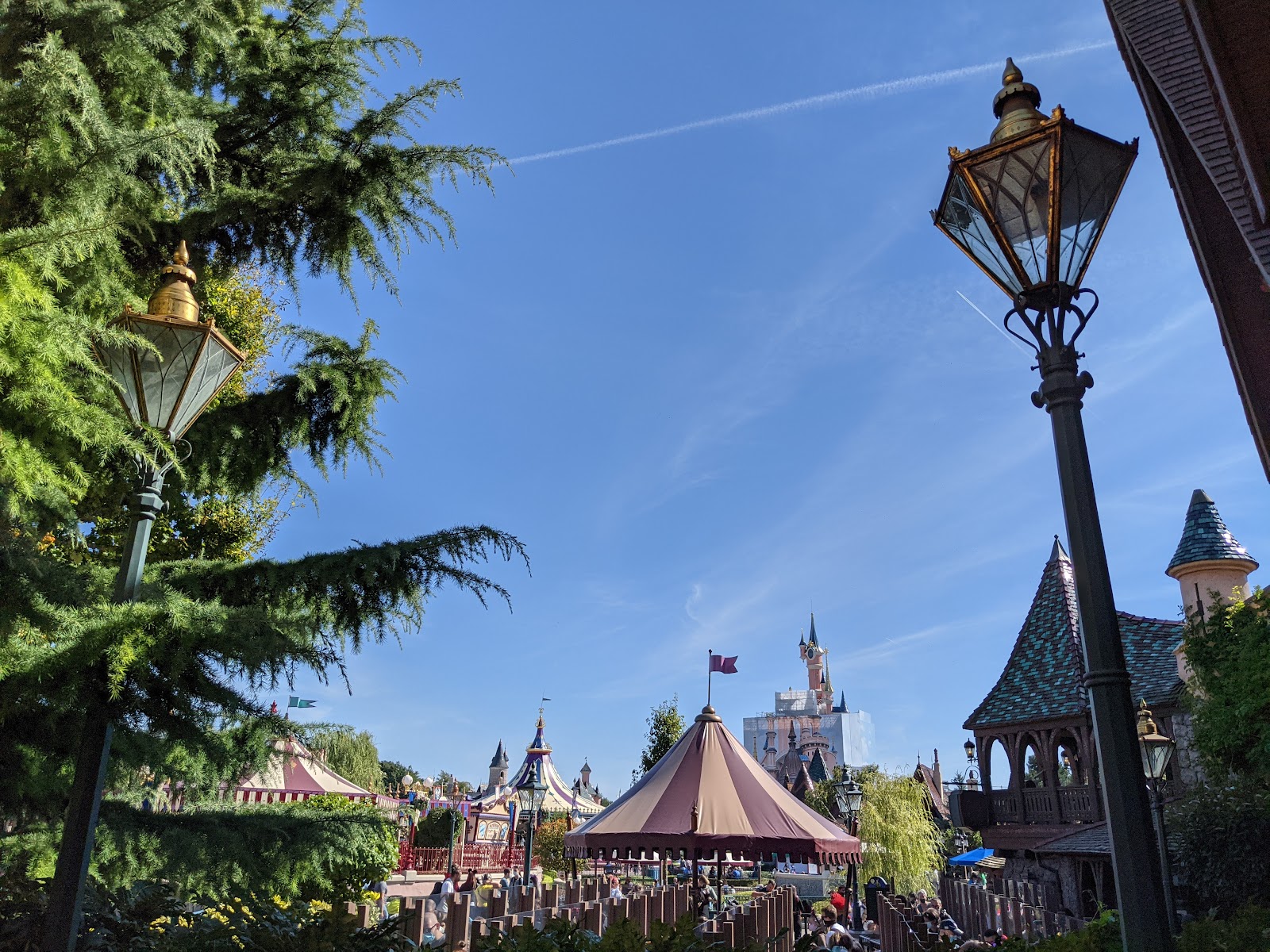 Fantasyland Disneyland Paris (2026) – Best of TikTok, Instagram ...