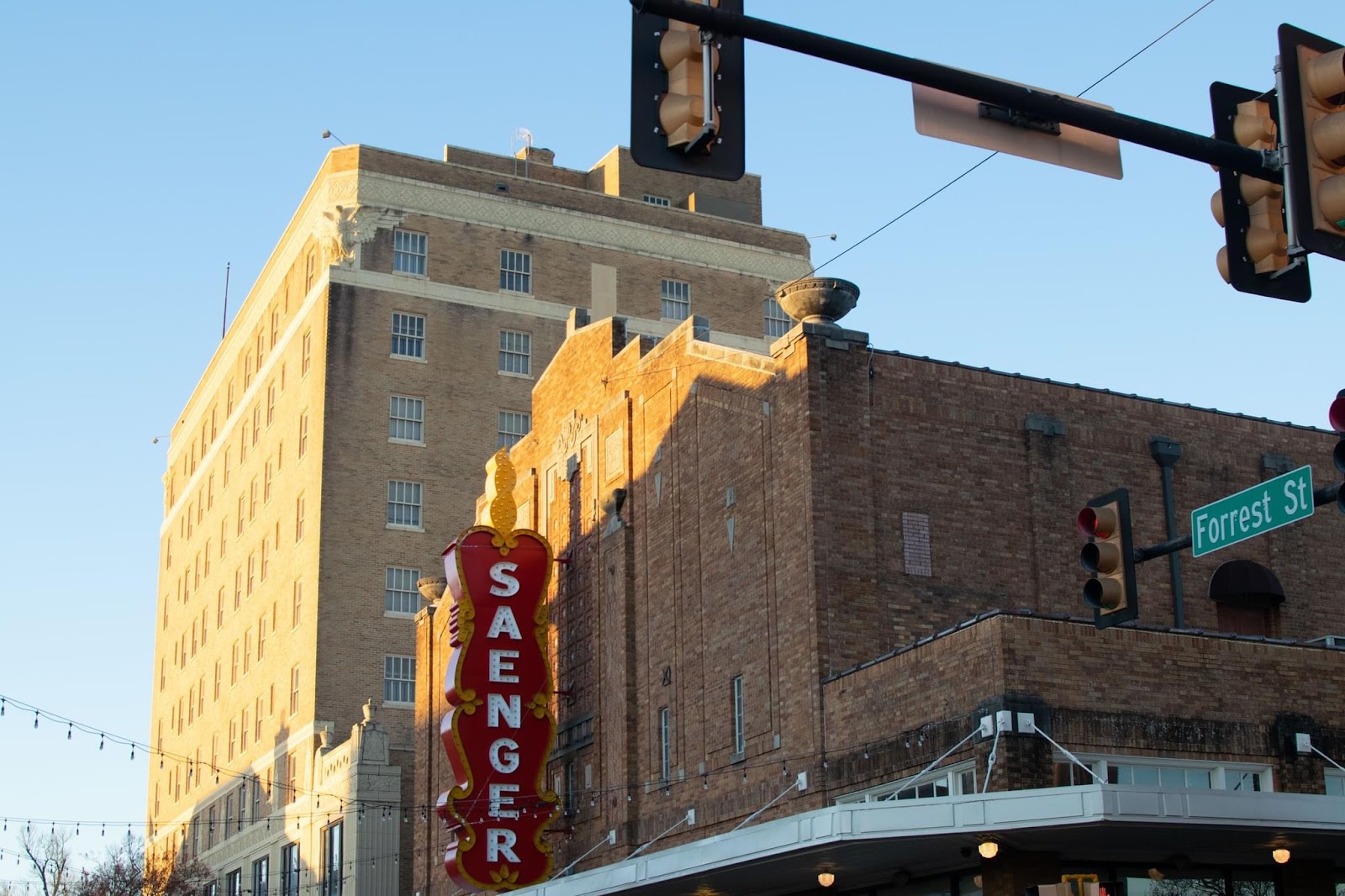 North Main Street Historic District (2025) – Best of TikTok, Instagram ...