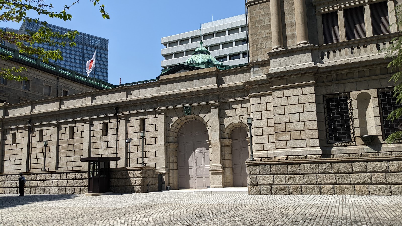 Bank of Japan (2025) – Best of TikTok, Instagram & Reddit Travel Guide