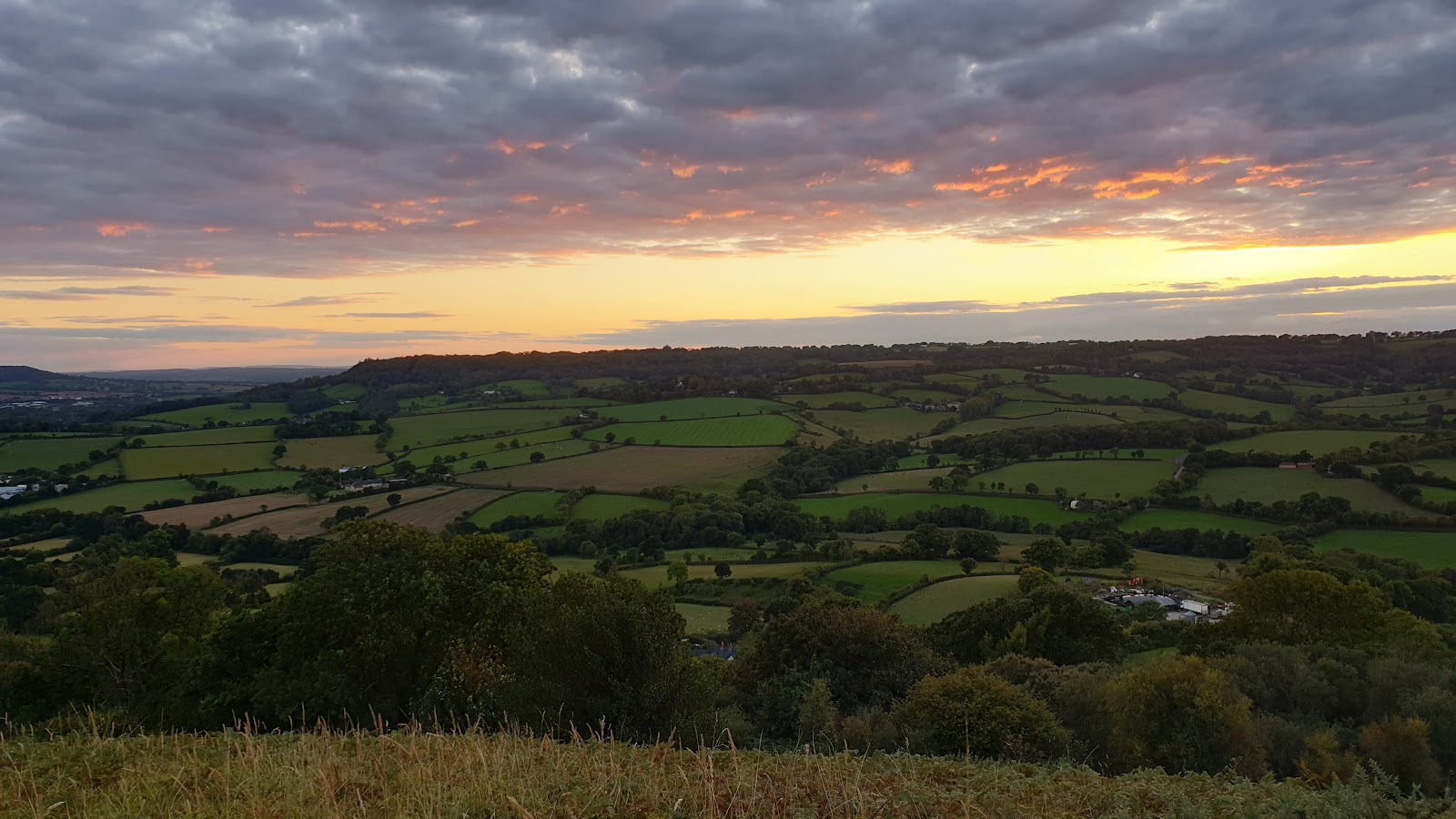 Dumpdon Hill (2026) – Best of TikTok, Instagram & Reddit Travel Guide