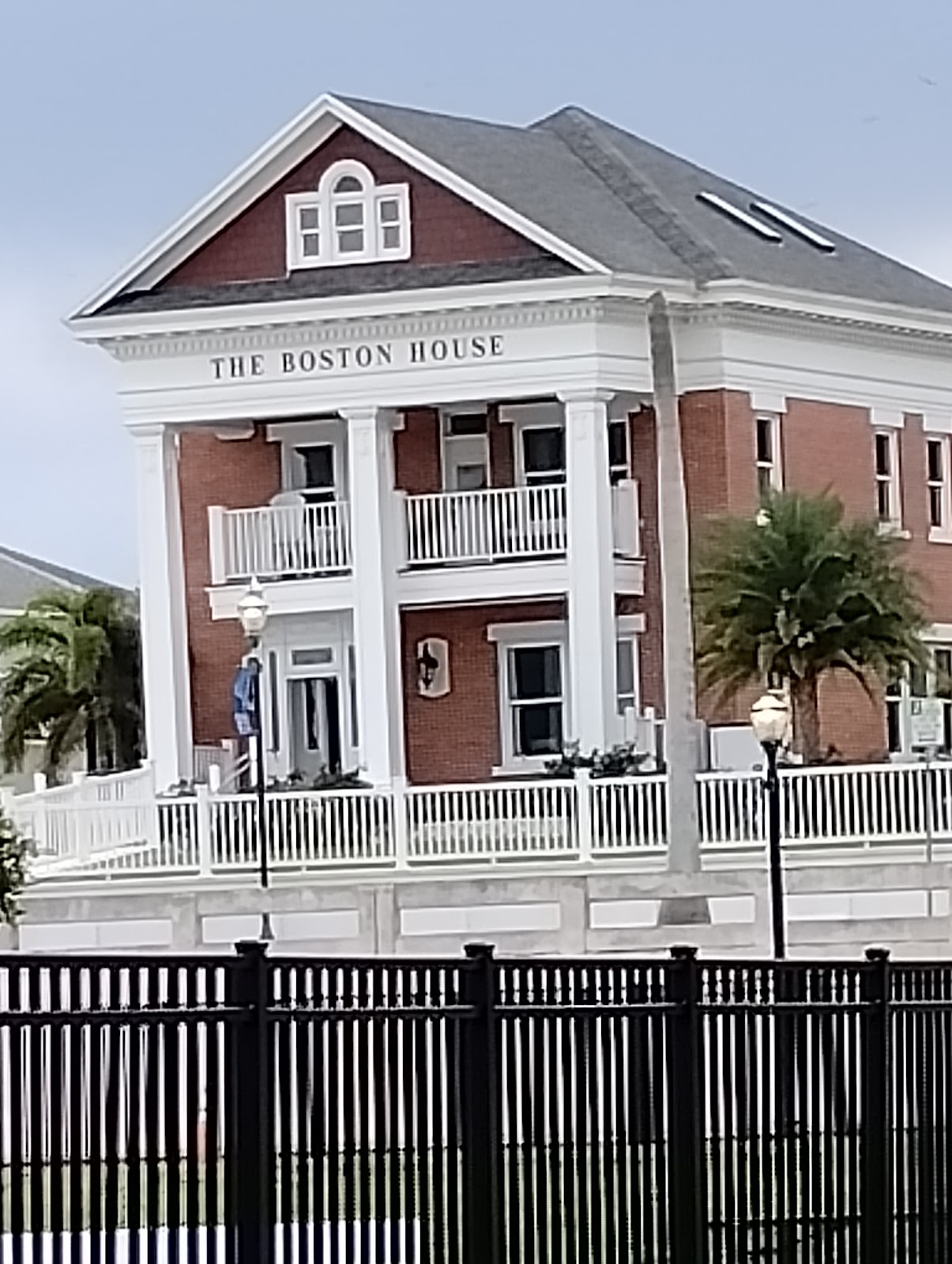 The Boston House Cresthaven (2026) – Best of TikTok, Instagram & Reddit ...