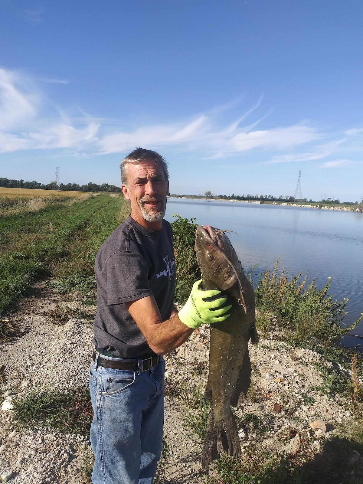 Saginaw Riverwalk (2026) – Best of TikTok, Instagram & Reddit Travel Guide