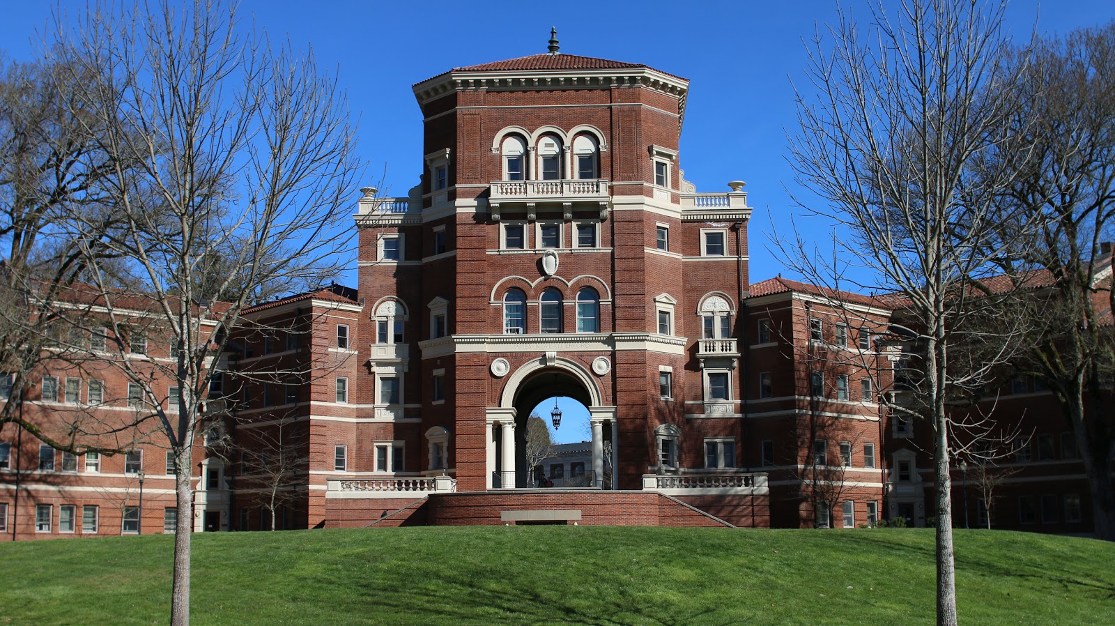 Weatherford Hall (2026) – Best of TikTok, Instagram & Reddit Travel Guide