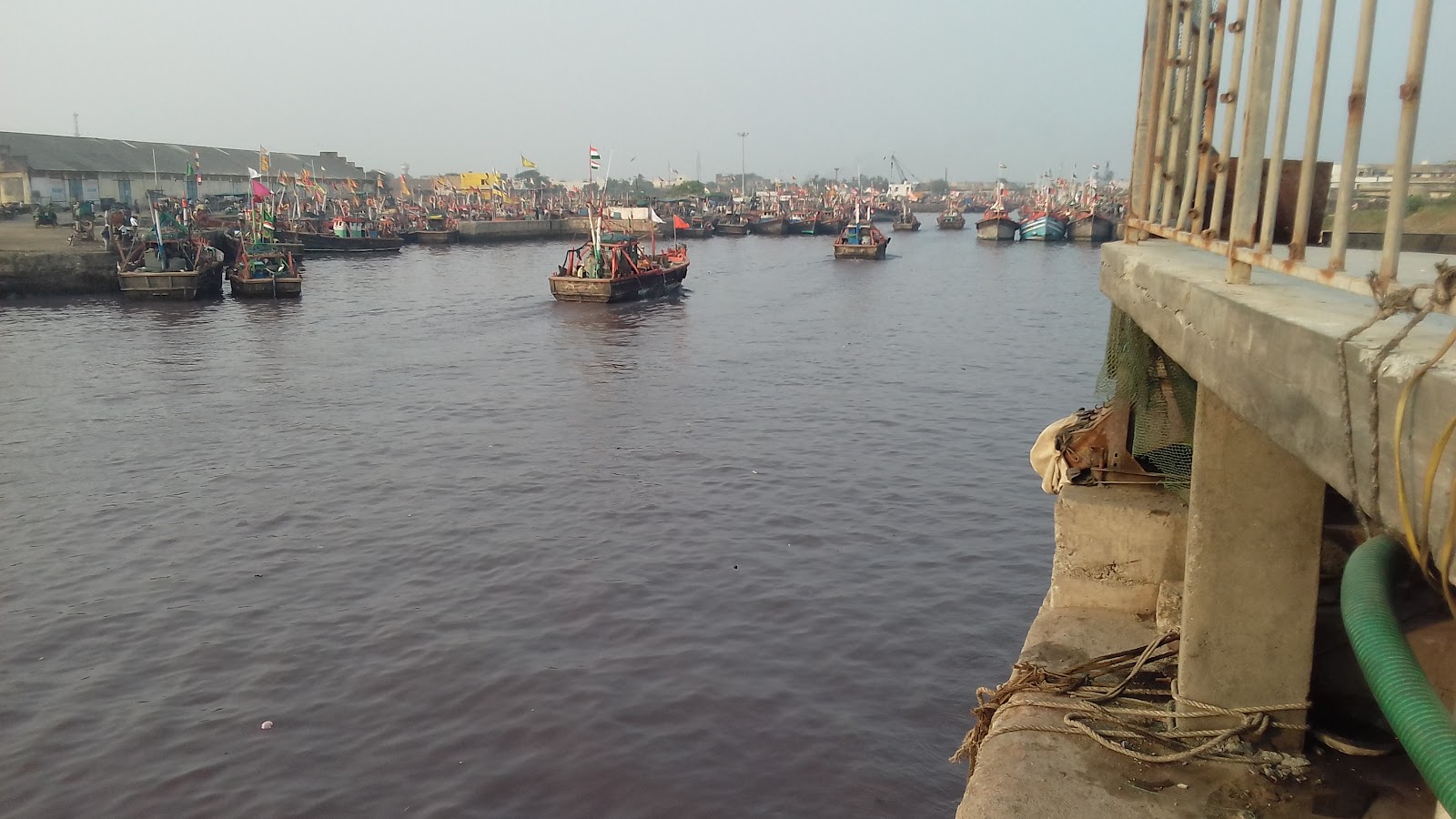 Veraval Fishing Harbour (2026) – Best of TikTok, Instagram & Reddit ...