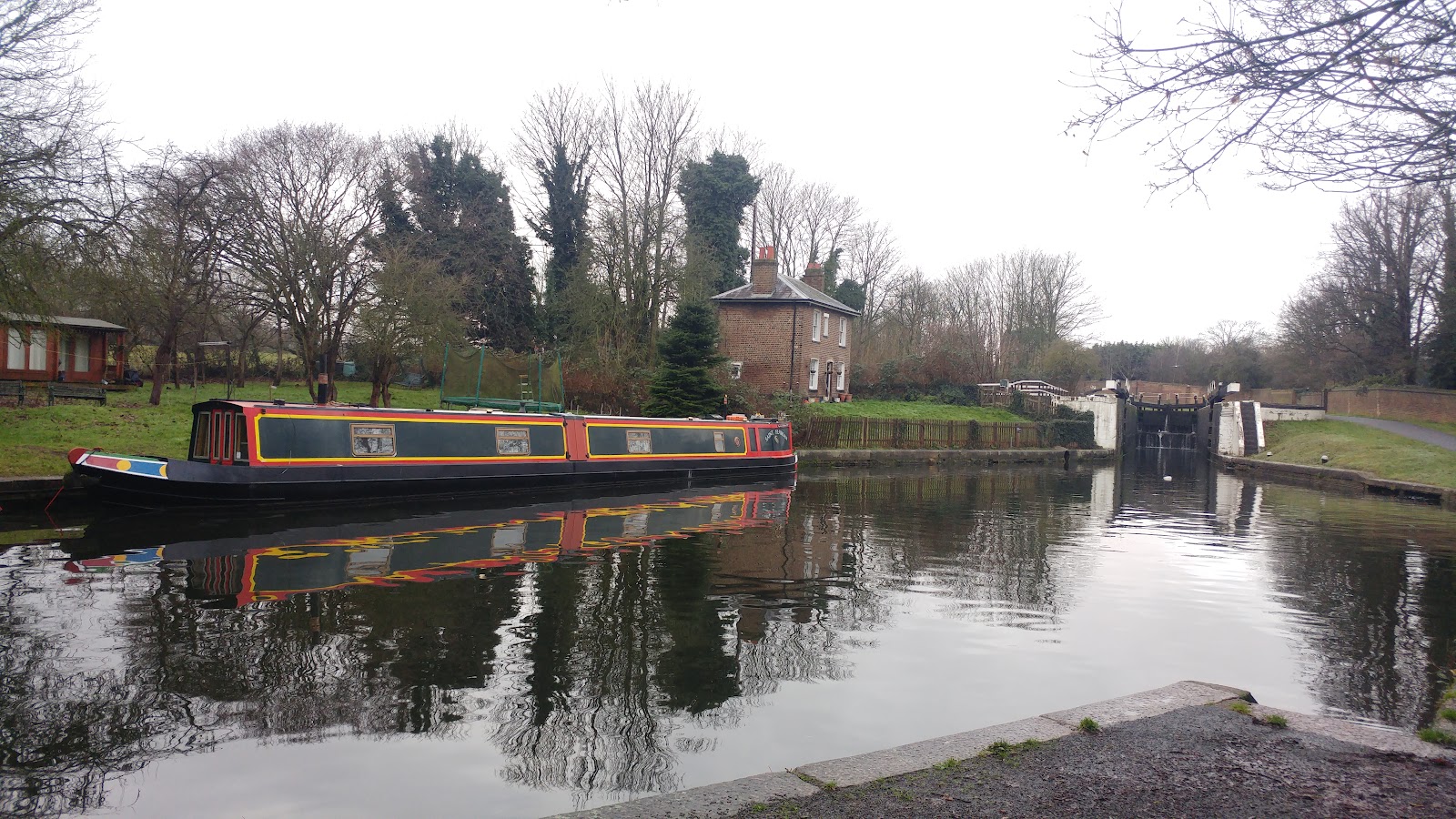 Hanwell Flight of Locks (2026) – Best of TikTok, Instagram & Reddit ...