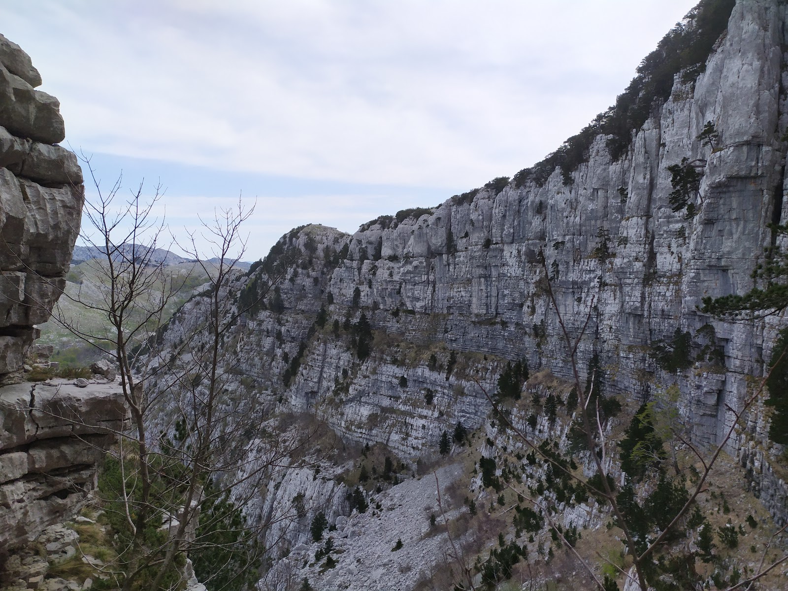 Subra Peak and Amphitheatre (2026) – Best of TikTok, Instagram & Reddit ...