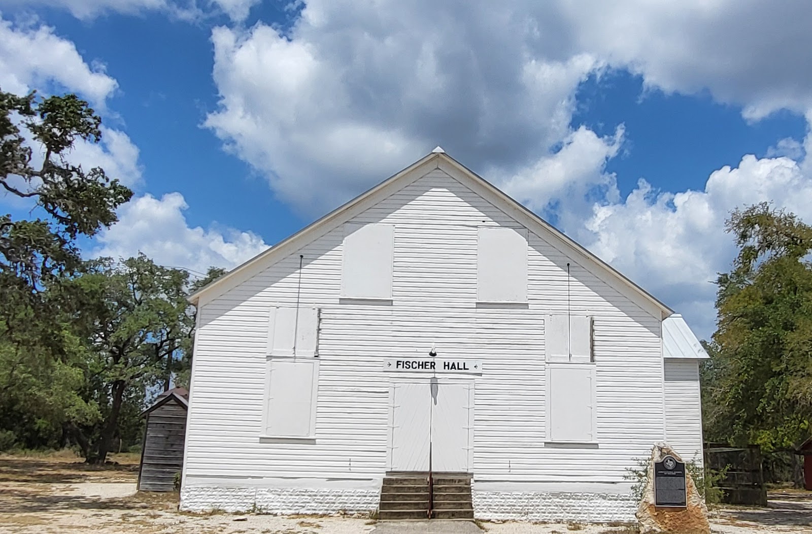 Fischer Dance Hall (2025) – Best of TikTok, Instagram & Reddit Travel Guide
