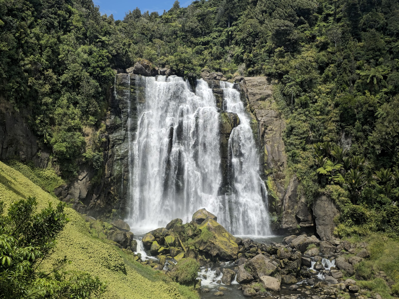 Marokopa Falls (2025) – Best of TikTok, Instagram & Reddit Travel Guide