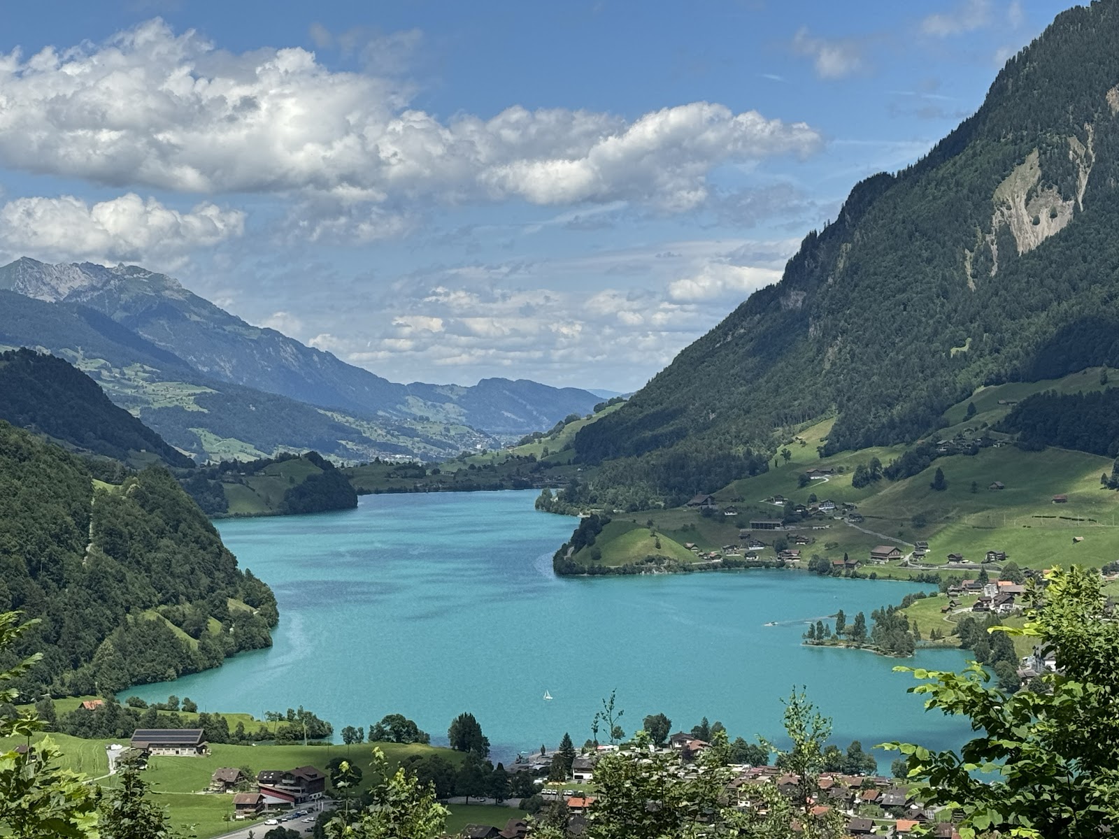 Schönbüel Viewpoint Lungern Switzerland (2025) – Best of TikTok, Instagram & Reddit Travel Guide