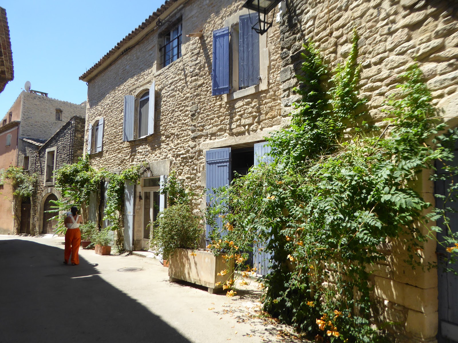Goult France (2026) – Best of TikTok, Instagram & Reddit Travel Guide