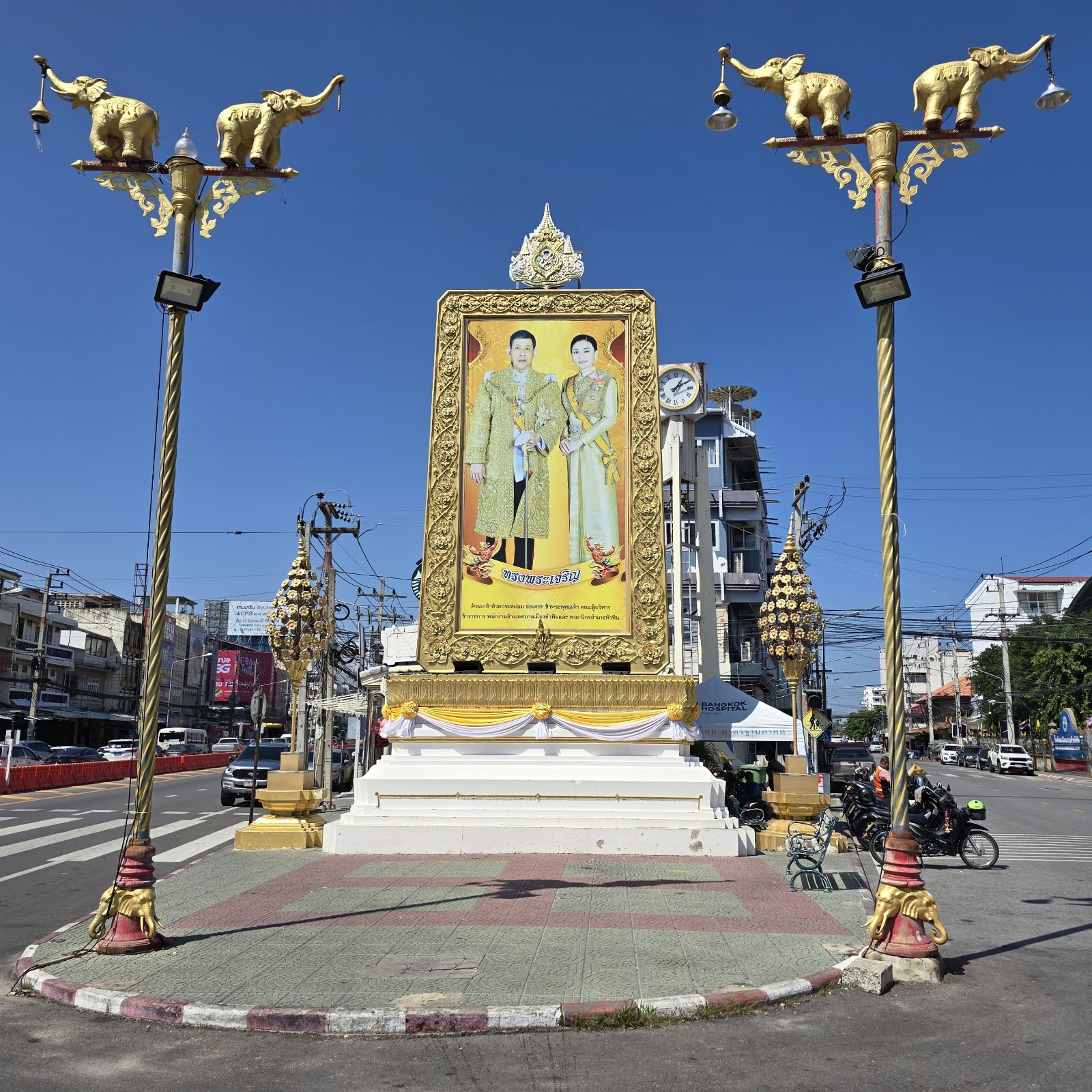 Hua Hin Clock Tower (2026) – Best of TikTok, Instagram & Reddit Travel ...