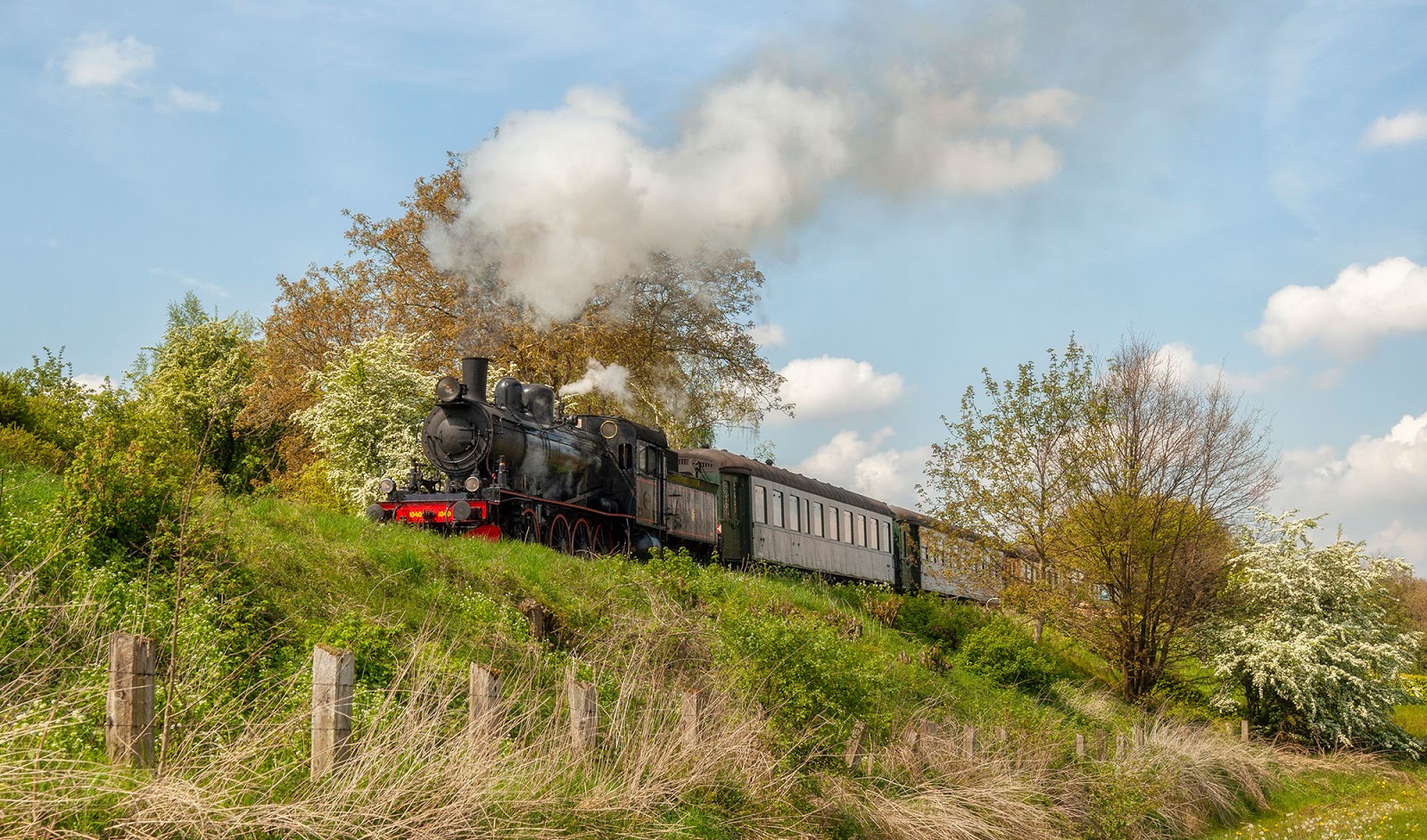 ZLSM Steam Train Simpelveld (2026) – Best of TikTok, Instagram & Reddit ...