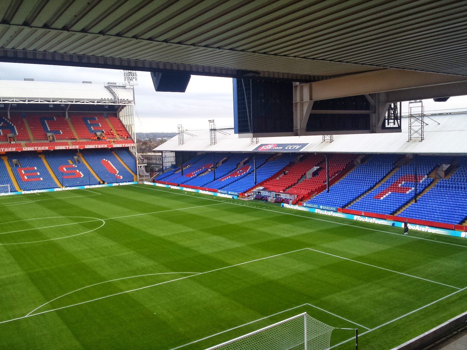 Selhurst Park (2026) – Best of TikTok, Instagram & Reddit Travel Guide