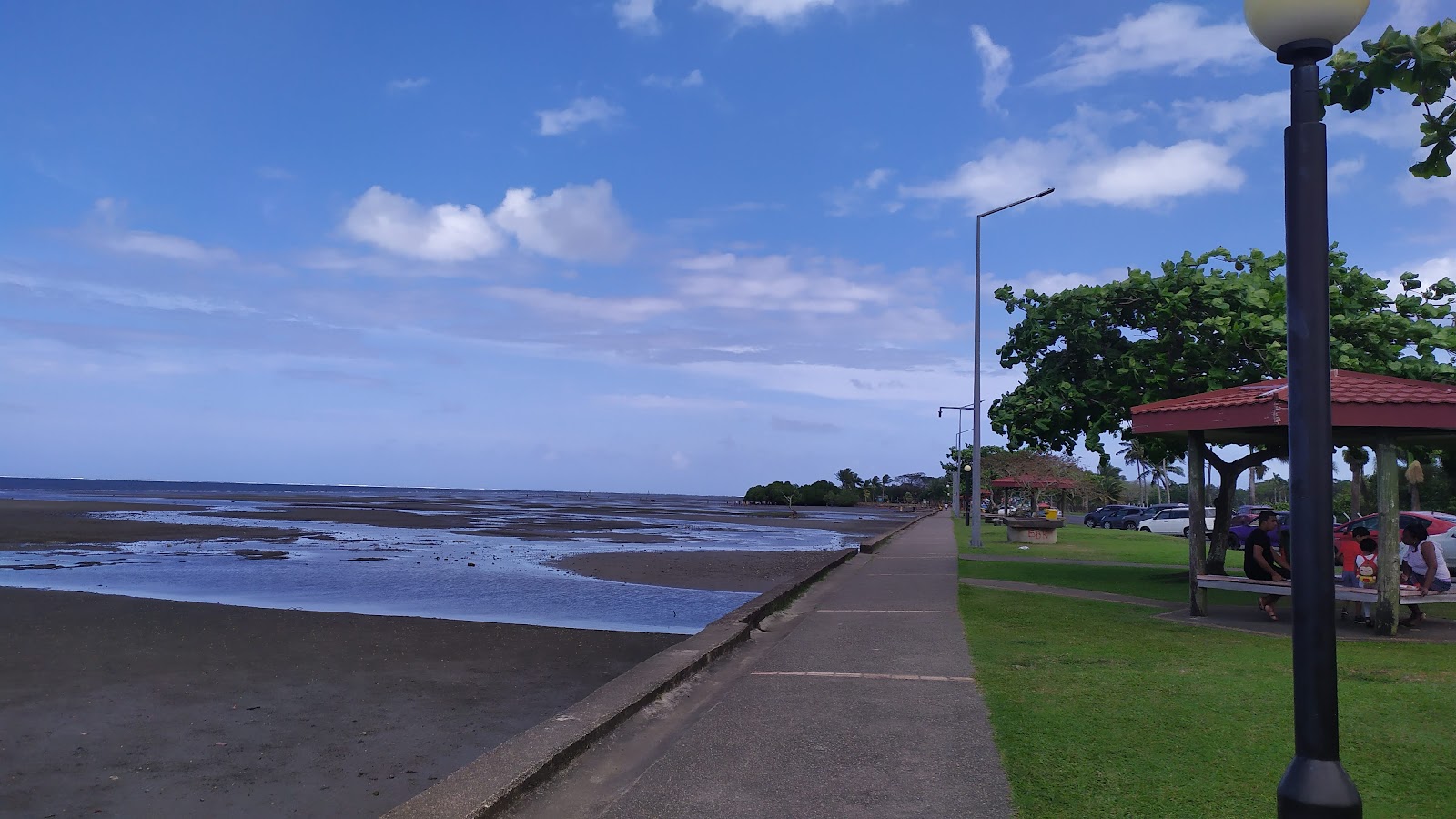 Queen Elizabeth Drive (2026) – Best of TikTok, Instagram & Reddit ...