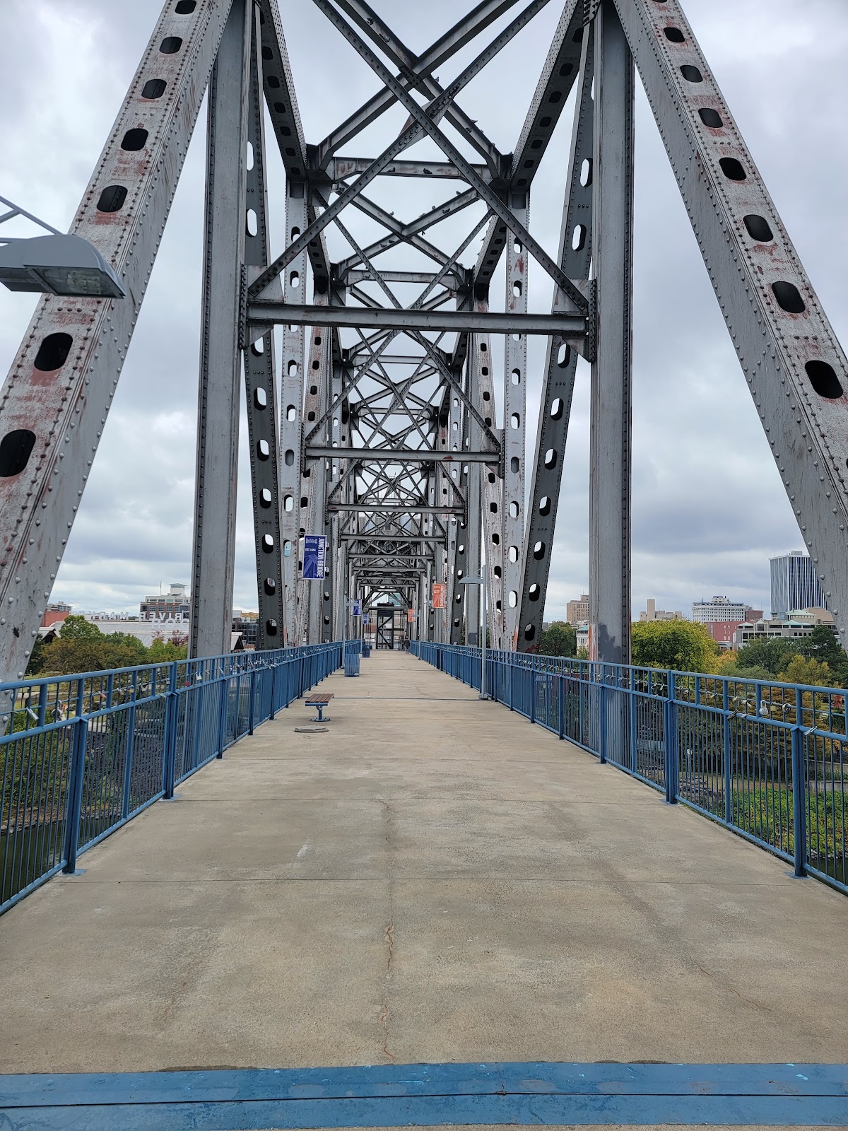 Junction Bridge (2026) – Best of TikTok, Instagram & Reddit Travel Guide
