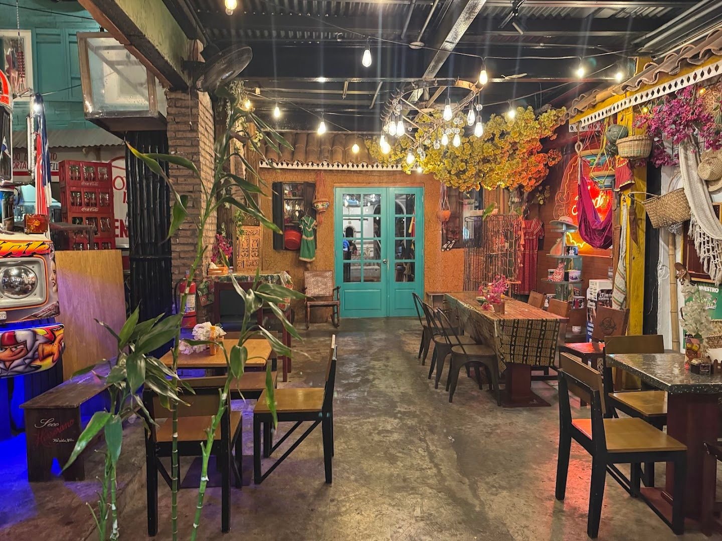 Lazotea Restaurant & Rooftop (2025) – Best of TikTok, Instagram ...